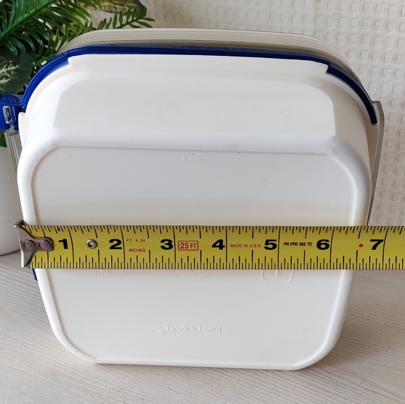 Tupperware | Kitchen | Tupperware Modular Mates Square With Signature ...